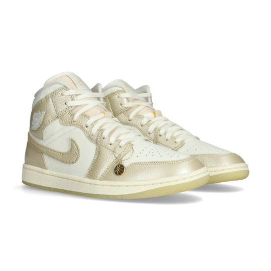 Sneakers Jordan Air Jordan 1 Mid SE V2 Mulher Sail-Team Gold-Pale Ivory ...
